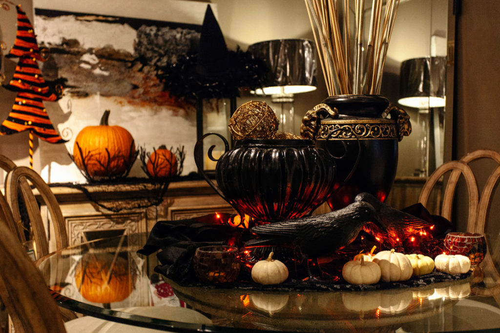 15 Easy Halloween Decoration Ideas For Your Home - Coulter's Furniture